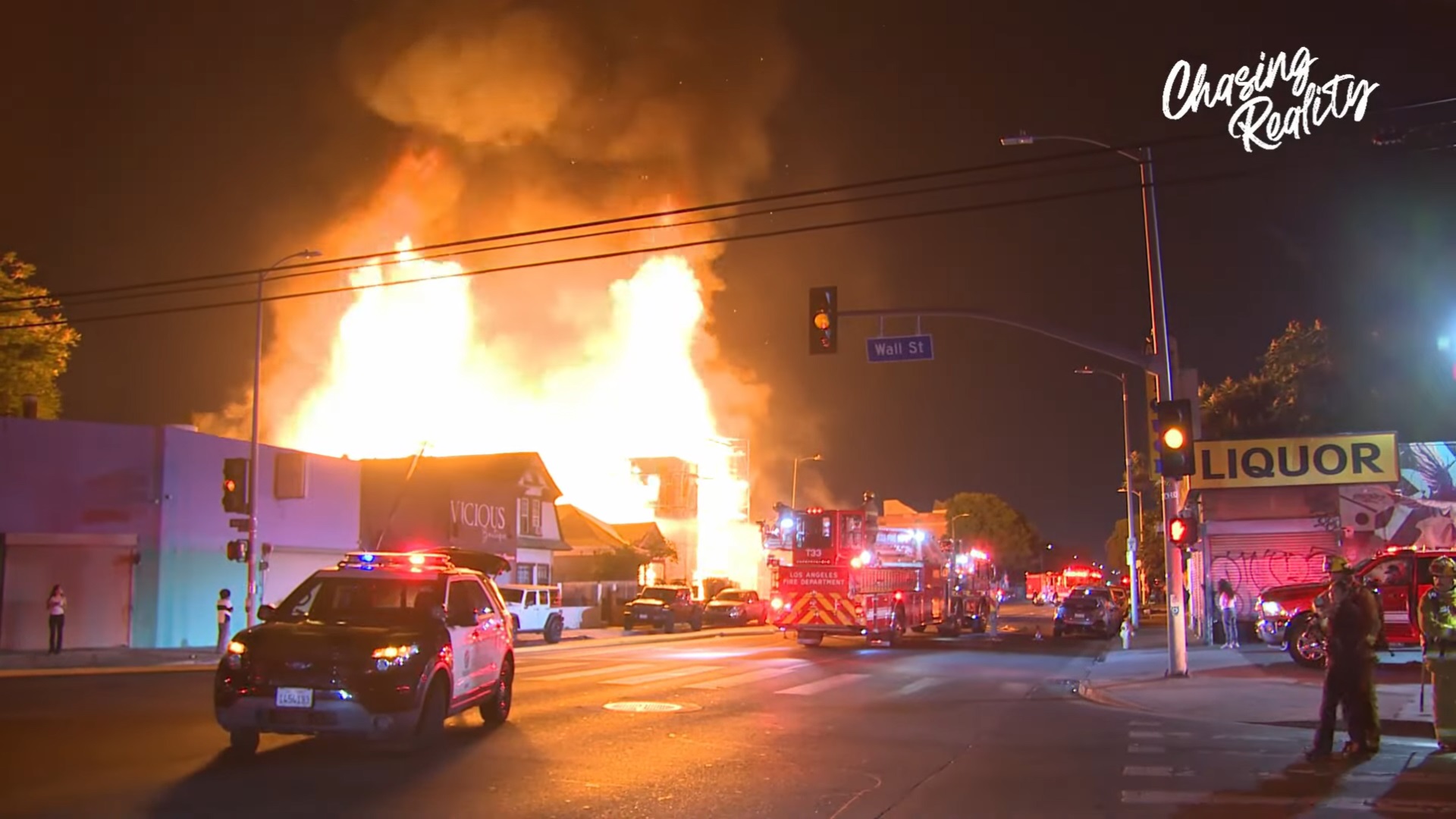 Video: Fire in California building under construction - Statter911