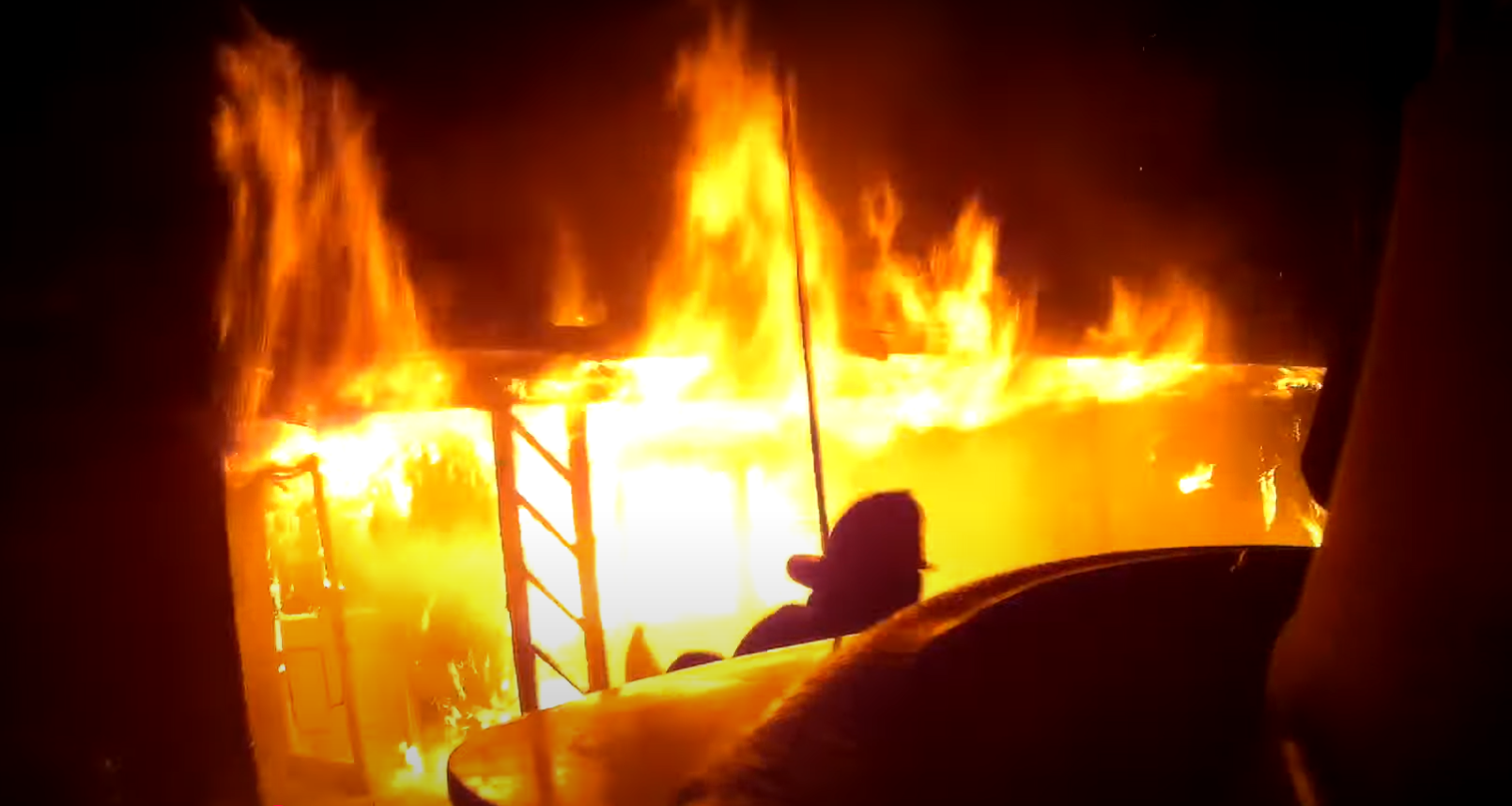 Helmet-cam from Kansas house fire - Statter911